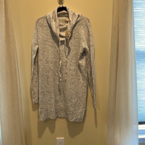 Hem & Thread | Dresses | Nwt Hem And Thread Cowl Neck Dress | Poshmark